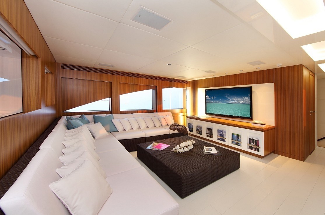SEA SHELL Yacht Charter Details, Fittipaldi | CHARTERWORLD Luxury ...